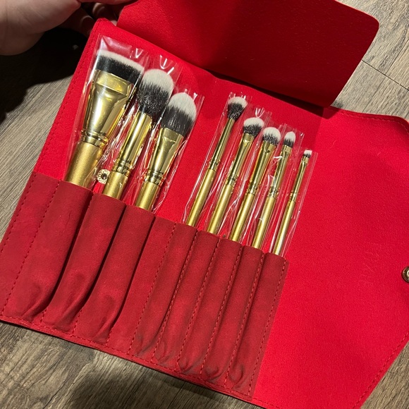 Luxie | Makeup | Lucid Glitter And Gold Set | Poshmark